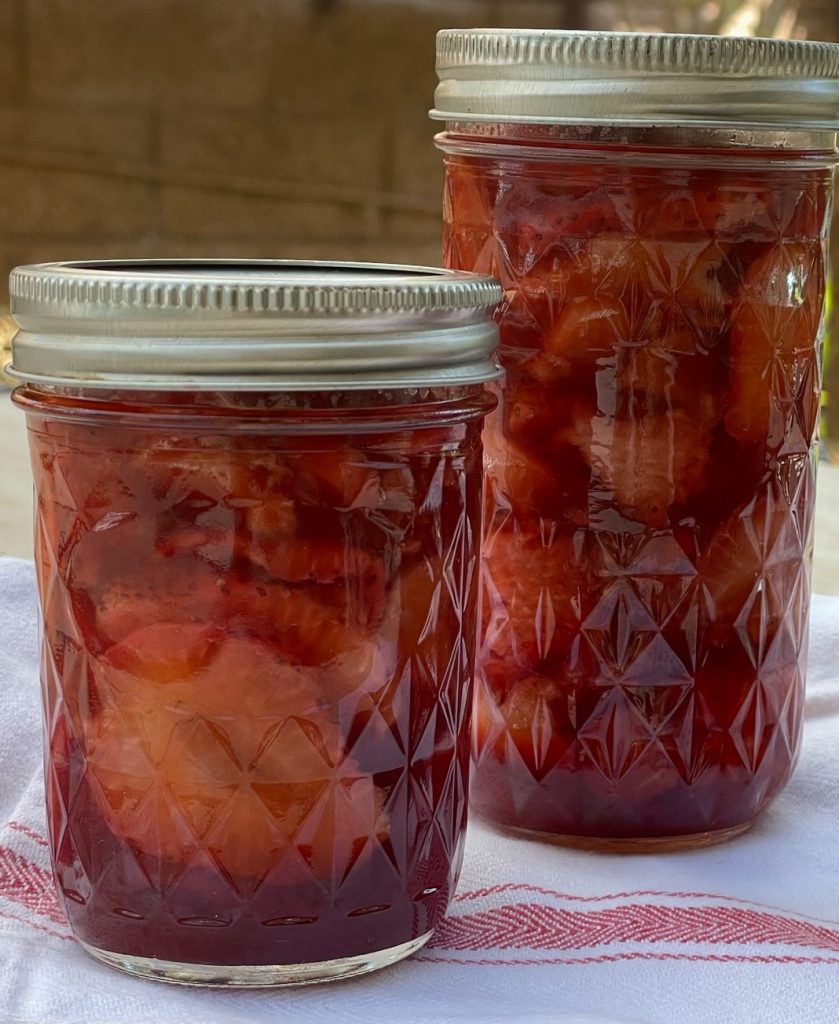 LOW SUGAR STRAWBERRY RHUBARB PRESERVES - sammywongskitchen