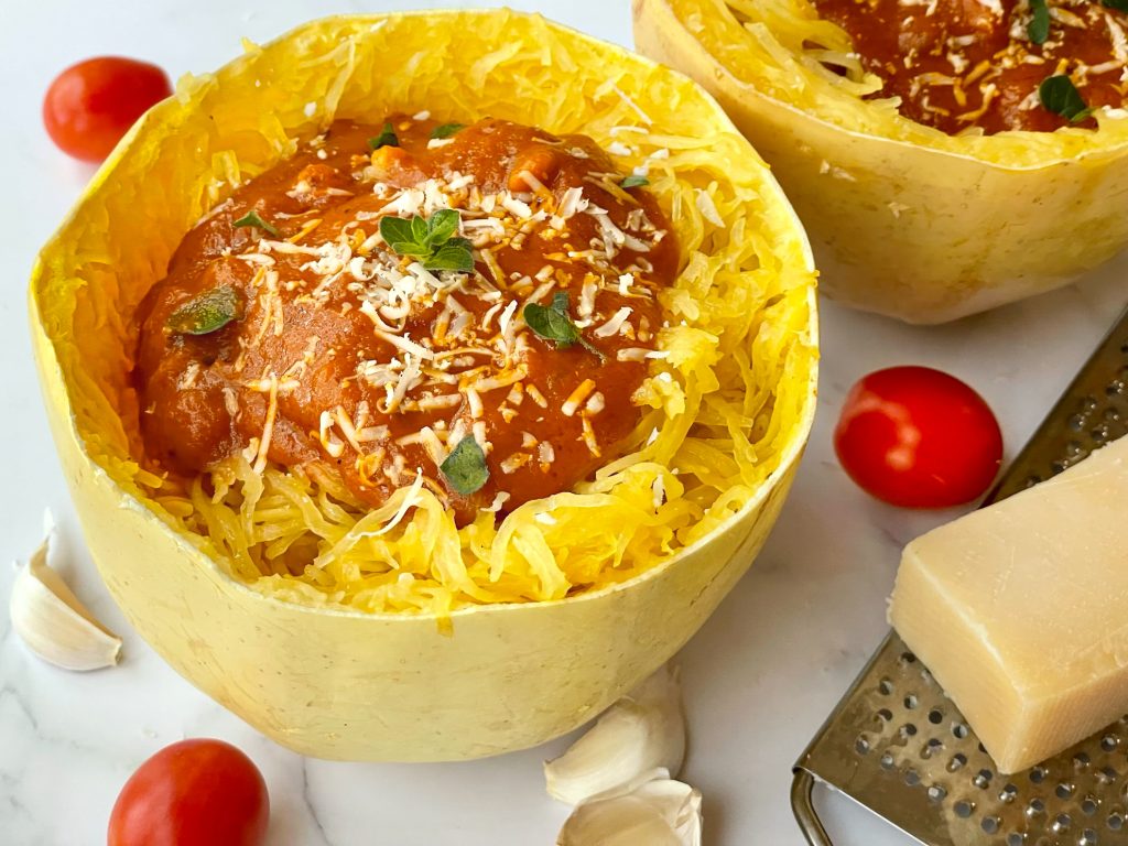 EASY SPAGHETTI SQUASH MARINARA BOWLS - sammywongskitchen