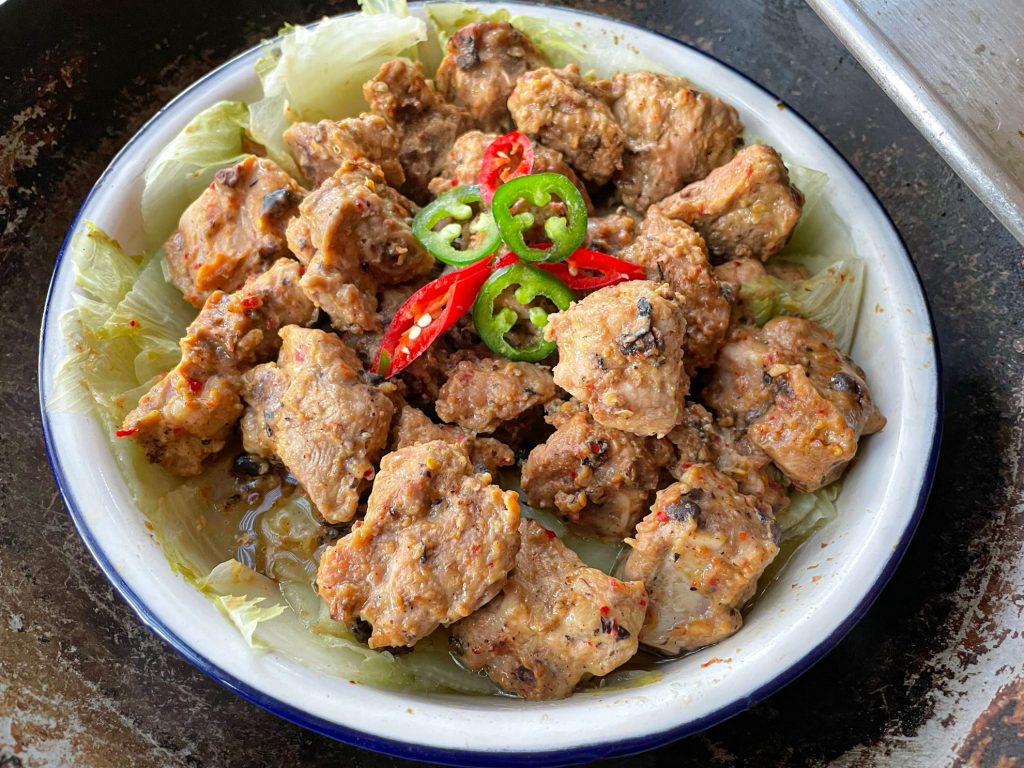 STEAMED PORK RIBS WITH (SPICY) BLACK BEAN SAUCE - sammywongskitchen