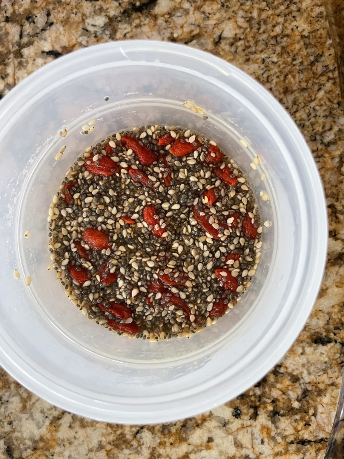 GOJI BERRY, CHIA, SESAME SOURDOUGH BREAD - sammywongskitchen