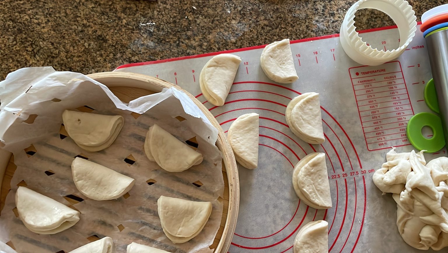 FLUFFY CHINESE STEAMED BUNS - sammywongskitchen