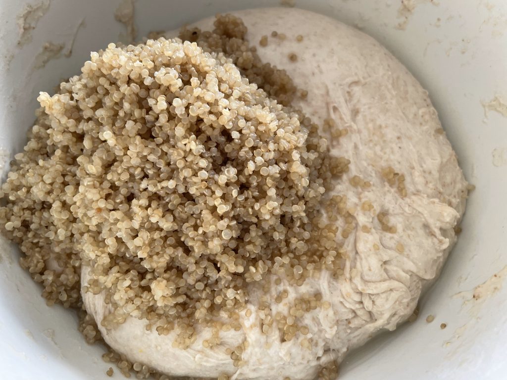 HIGH-PROTEIN QUINOA SOURDOUGH BREAD - sammywongskitchen